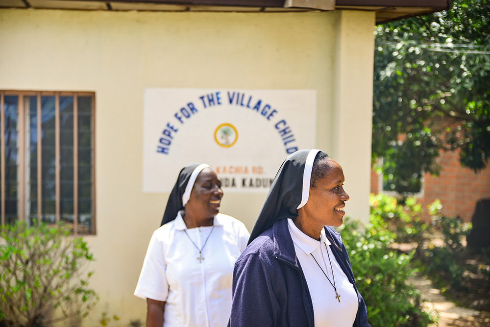 Dominican-led foundation brings health care to Nigerian village communities | Global Sisters Report